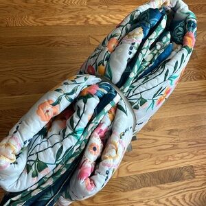 Anthropologie | Bedding | Anthropologie Theodora Posy Handcrafted Quilt ...